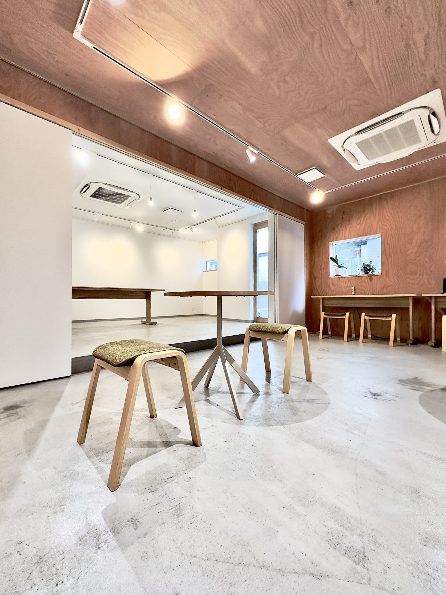 Sun Gallery and Space